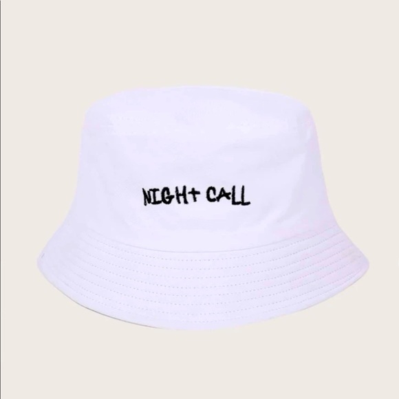 unb | Accessories | Smiley Face White Bucket Hat Nwt | Poshmark